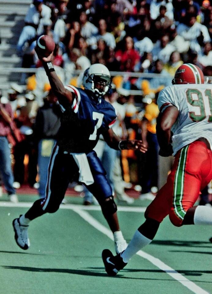 Howard University football turns to legend for its future - NewsBreak