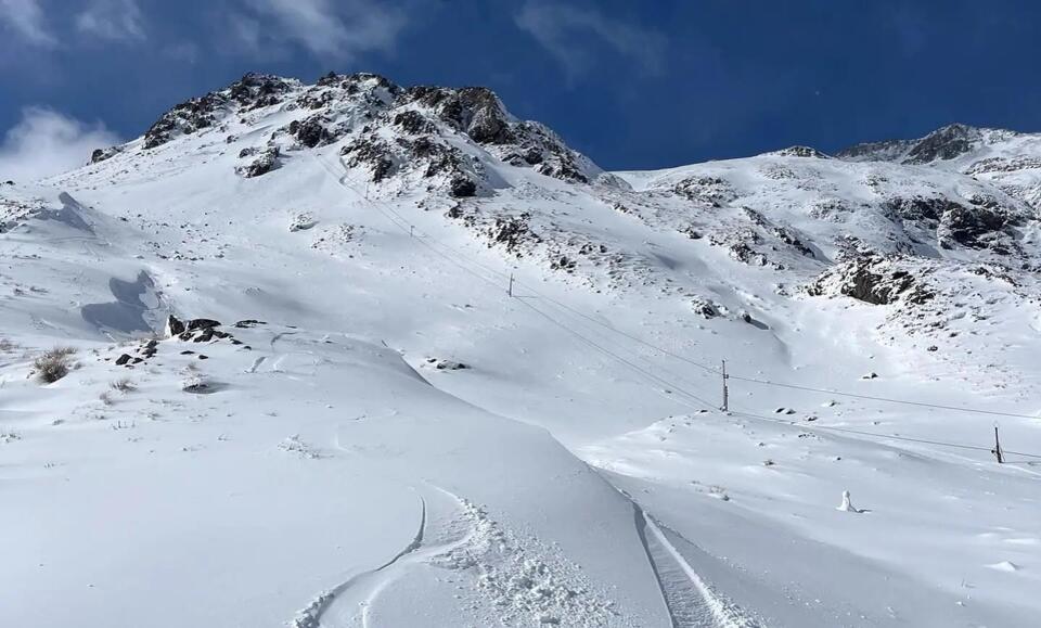 Temple Basin, New Zealand, Opens After Surprise Late-Season Snowfall ...