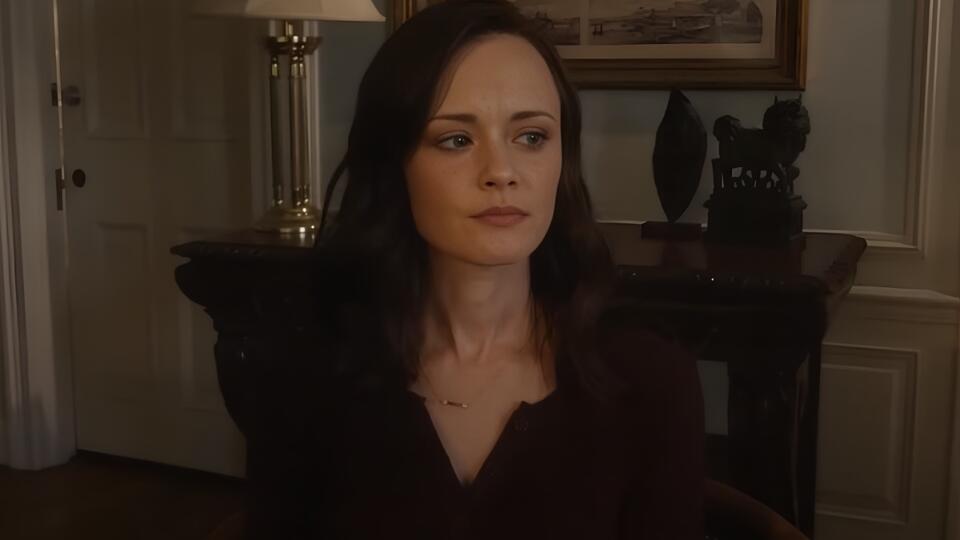 Gilmore Girls Creator on if Father of Rory’s Baby Will Be Officially ...