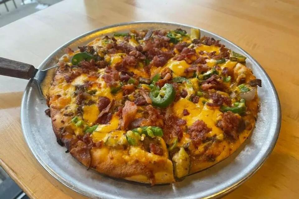 Indiana Spot Named One Of The Best Pizza Joints In America - NewsBreak