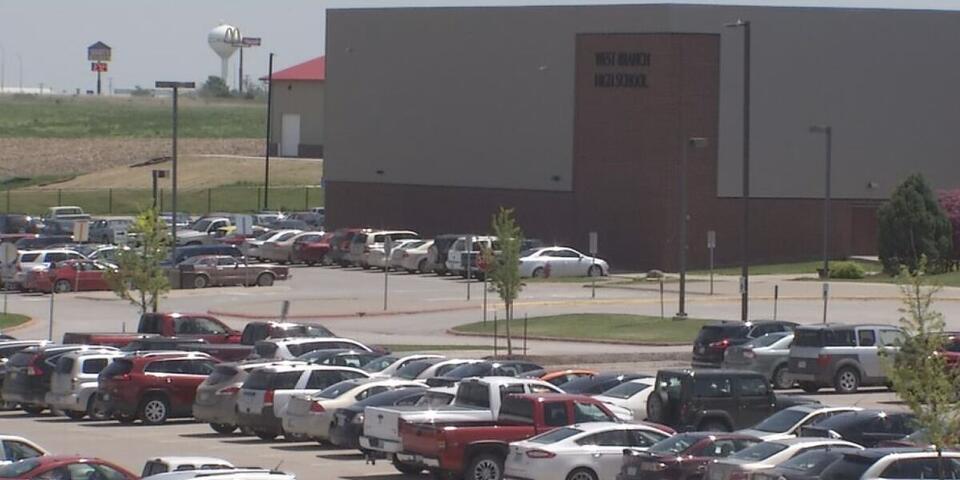 Multiple Iowa schools placed on lockdown following ‘SWAT’ calls - NewsBreak