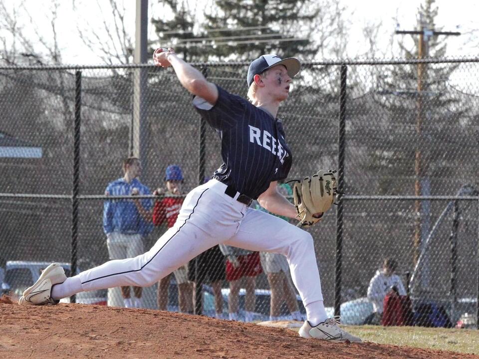 Falcons baseball faces narrow defeat in opener