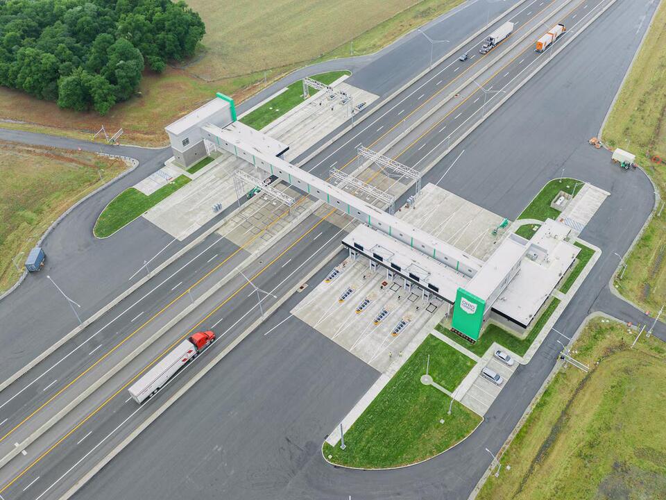 Turnpike signage and transponder-mounting directions are fine ...