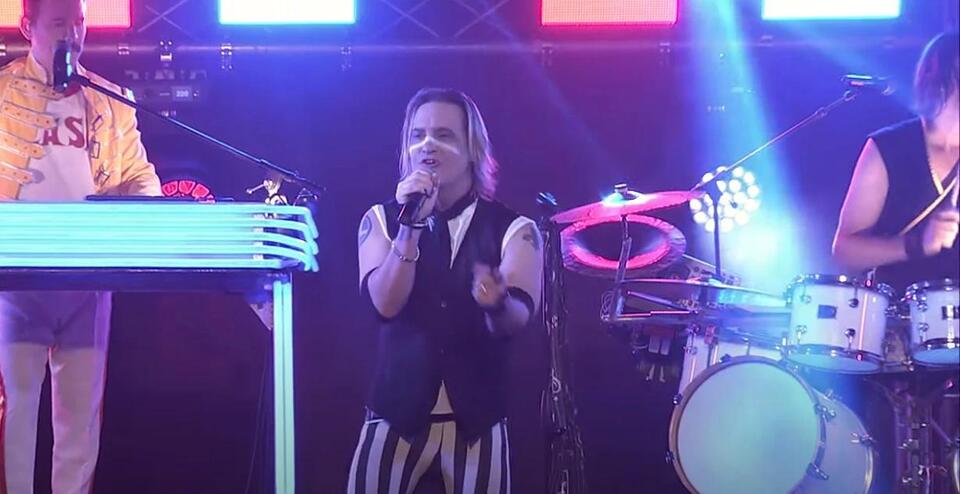 The Molly Ringwalds Set To Rock Cowboy Block Party - NewsBreak