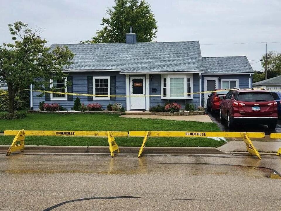 Woman connected to Romeoville murder suspect dies after police chase in ...