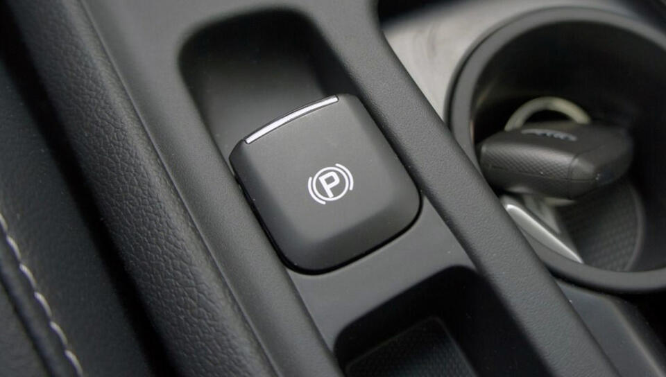 Hidden Functions of the (P) Parking Brake Button Many Drivers Don’t ...