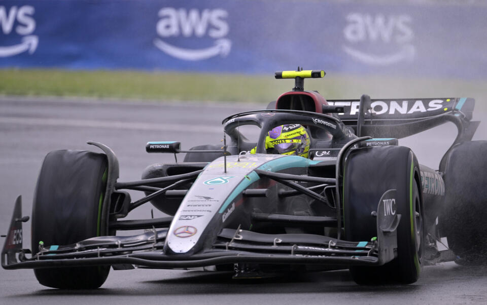 F1 News: Lewis Hamilton penalized multiple grid spots for blocking ...