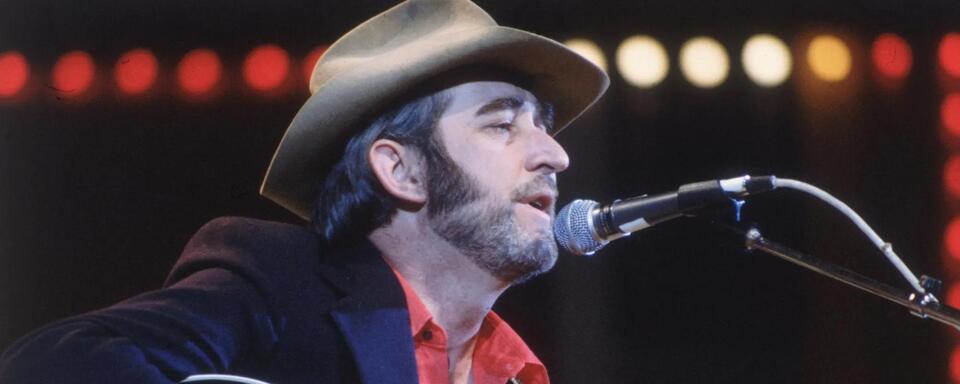 On This Day in 1980, Don Williams Celebrated His 11th No. 1 Hit With a ...