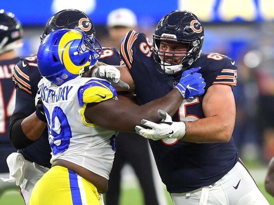 Broncos sign C Sam Mustipher to one-year deal