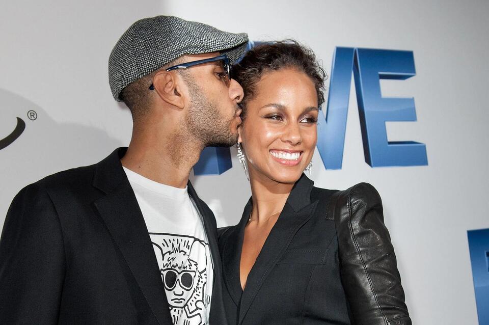Alicia Keys’ Commitment To Her Relationship Over Financial Gain - NewsBreak
