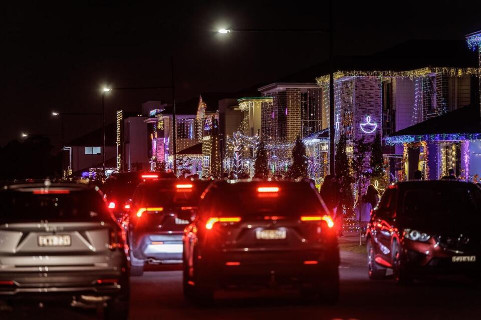 Michigan Holiday Driving Tips: Right Lane Passing Rules - NewsBreak
