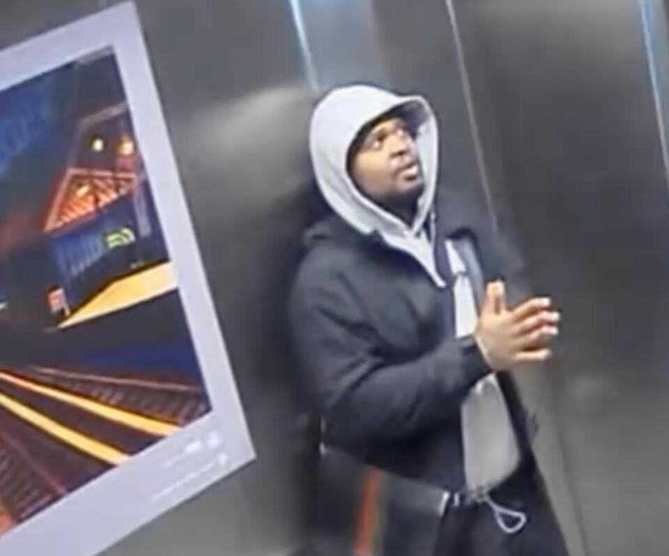 WANTED: Manhattan purse-snatcher last seen being chased by 72-year-old ...