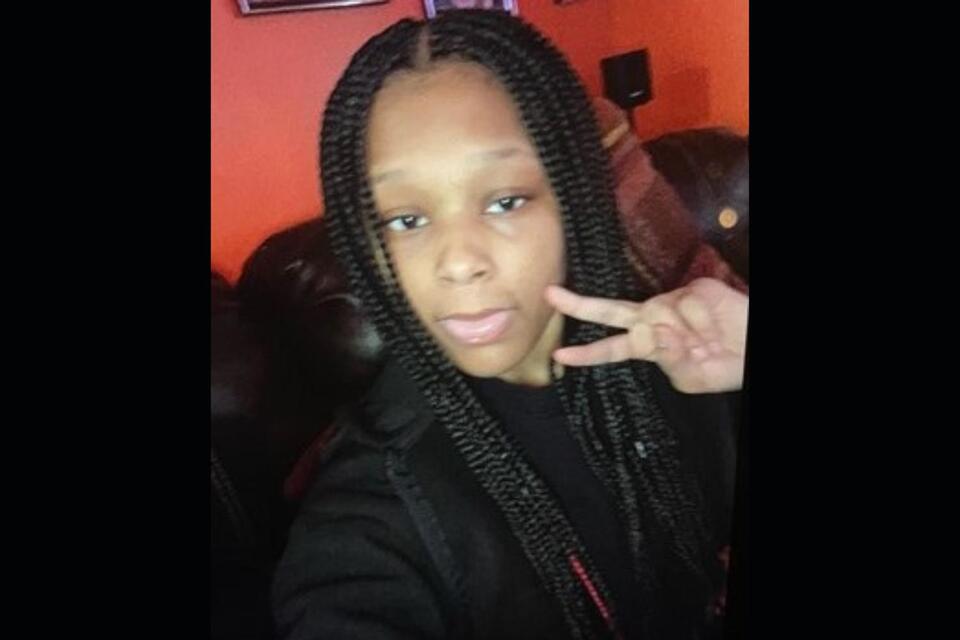 WHERE'S MELANIE? Bronx girl, 12, missing for days - NewsBreak