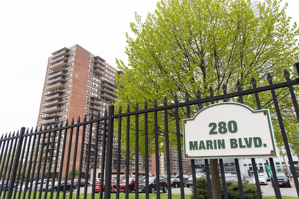 Jersey City high-rise fire is quickly contained - NewsBreak