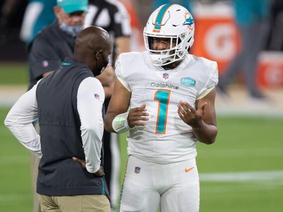 Brian Flores provides cryptic response to Tua Tagovailoa's claims