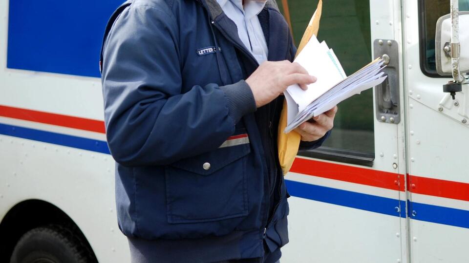 Sneaky New Jersey Postal Worker Steals Over $100,000 of Rare Sports ...