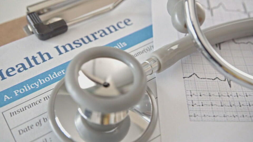 Health insurance expert warns of steep costs if Affordable Care Act ...