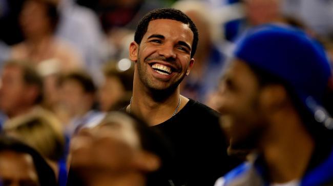Drake Goes Viral For Recreating Hilarious Kentucky Basketball Meme On ...
