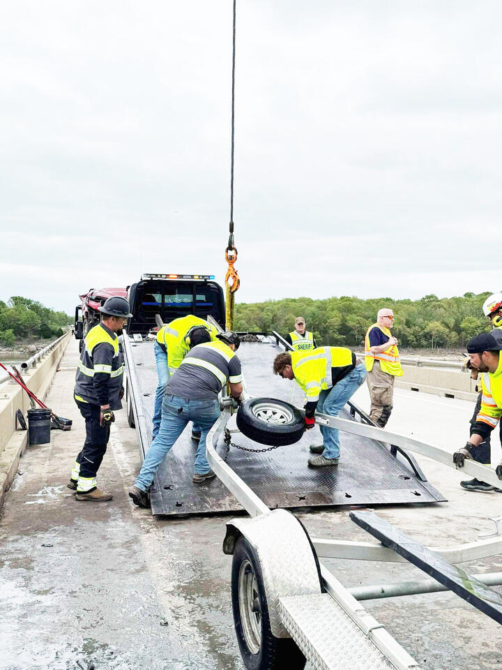 Two Clinton Residents Dead Following Horrific Accident - NewsBreak