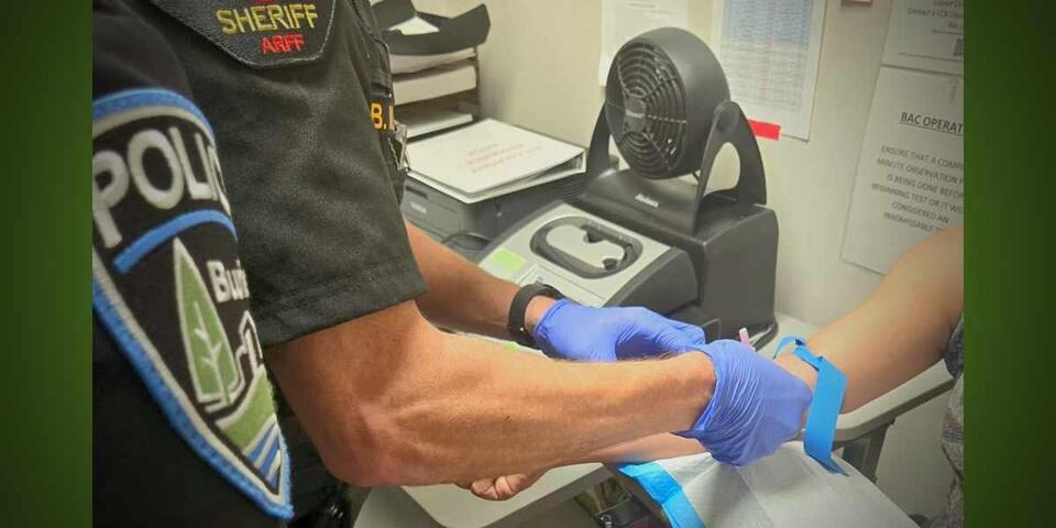 DUI arrest made after collision outside Burien Safeway Thursday night ...