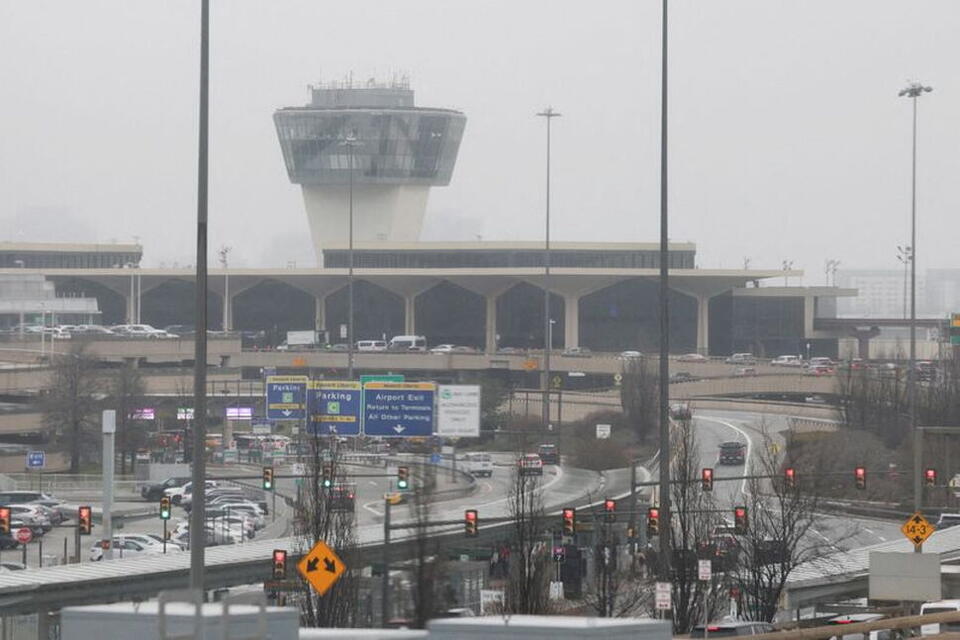 Airlines and Business Groups Warn of Chaos if US Restricts ...