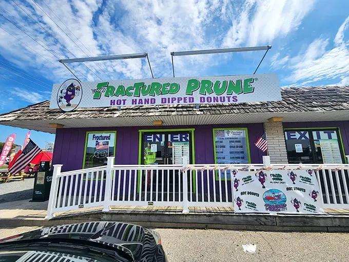 The Glazed Donuts At This Delaware Bakery Are So Good, They Practically ...