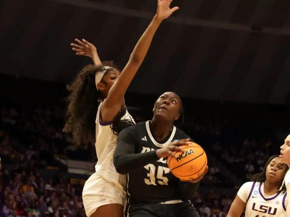 Angel Reese grabs 19 boards as LSU beats Rice in tourney opener