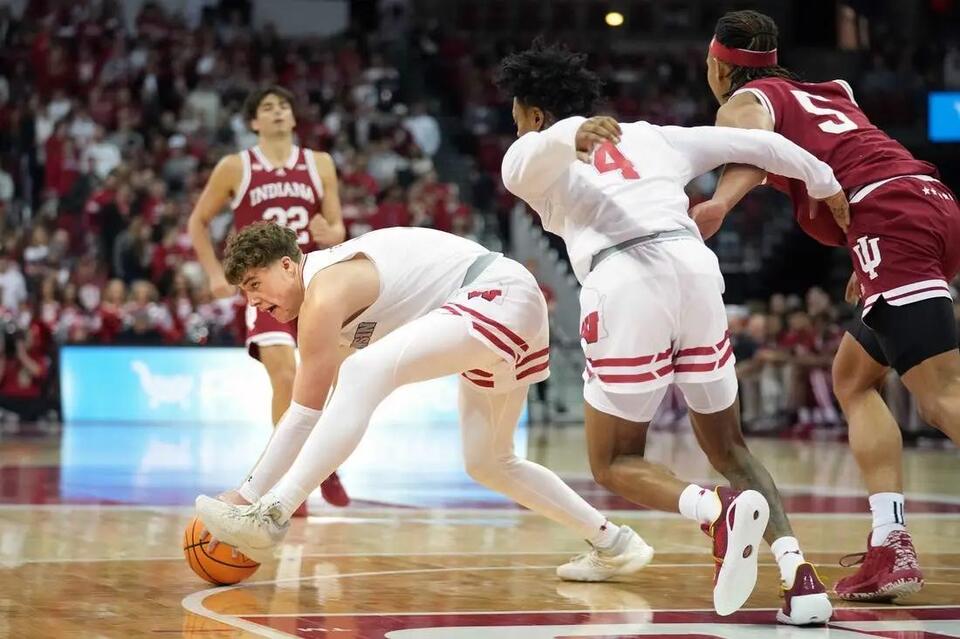 Max Klesmit’s big 2nd half lifts No. 11 Wisconsin past Indiana - NewsBreak