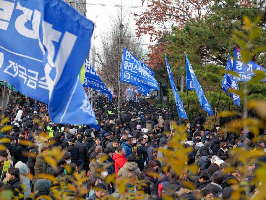 South Korean democracy versus North Korean dictatorship: Strength in ...