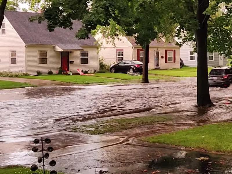 Madison Fire Department rescues drivers stranded in flood waters