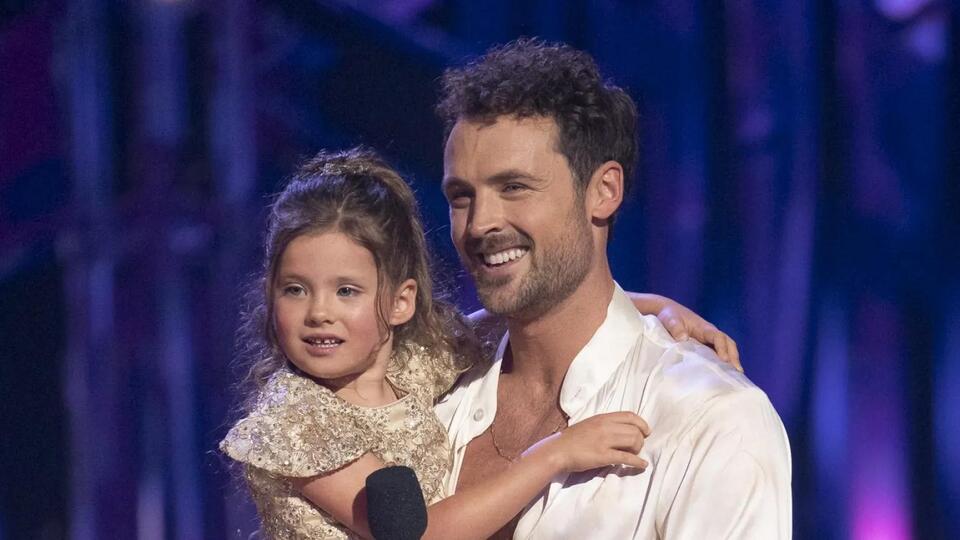 Dylan Efron’s Siblings: Meet His Brothers Zac & Henry & Sister Olivia ...