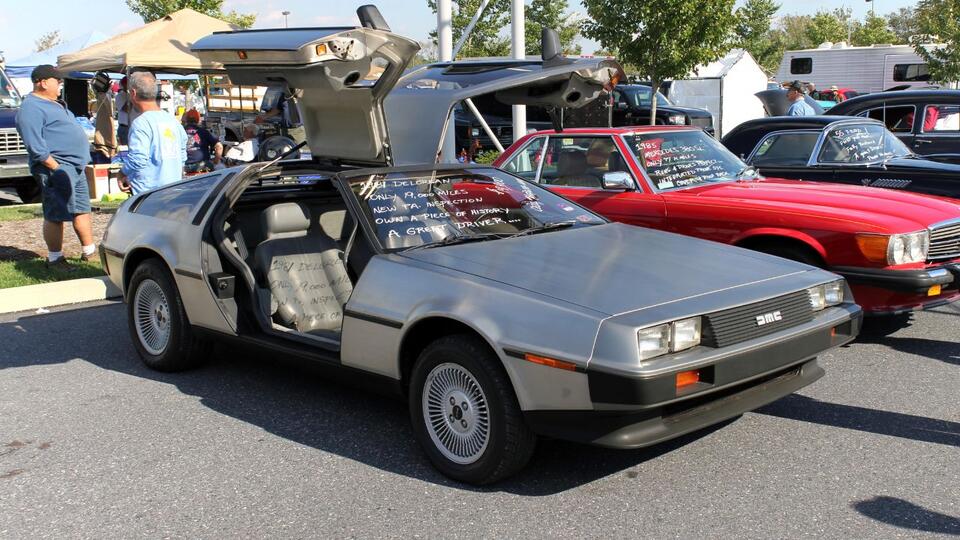 10 Overhyped classic cars not worth the money - NewsBreak