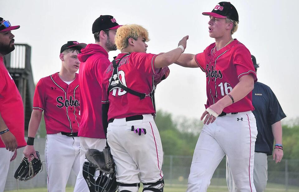 South Beloit baseball comes out hot from lightning delay to beat ...