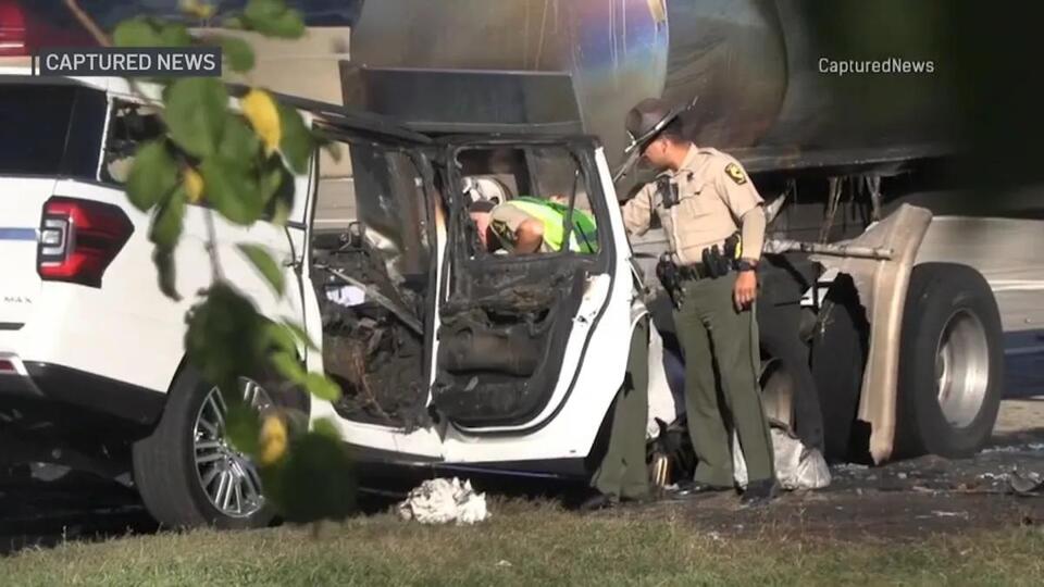 Fiery fatal crash on I-90 prompts closure of suburban toll plaza ...