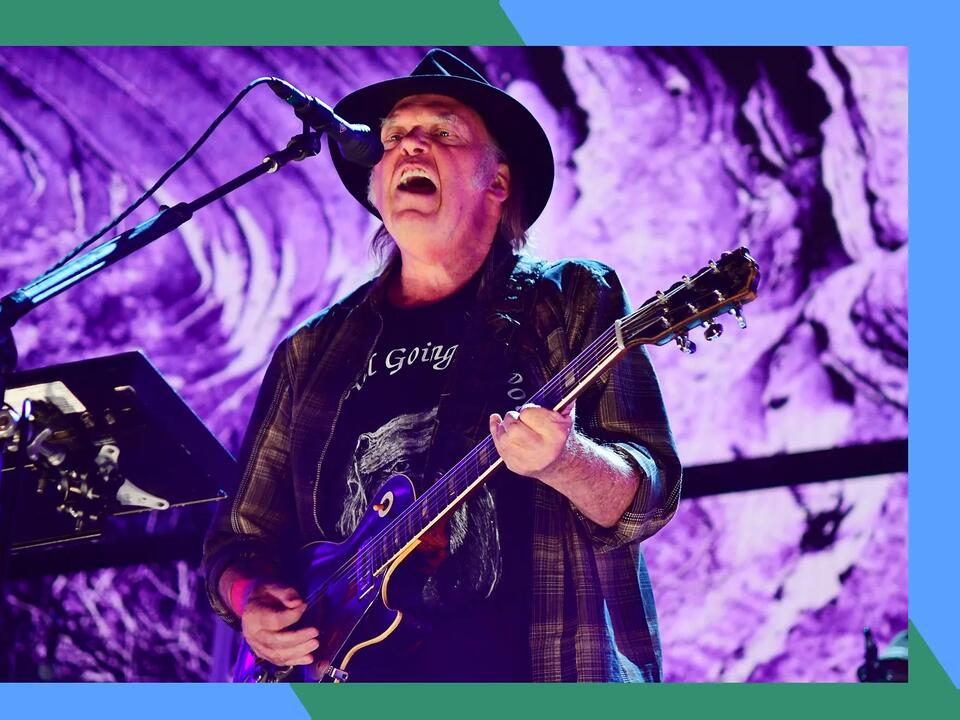 Neil Young concert review: Rock icon brings raw power to Forest Hills
