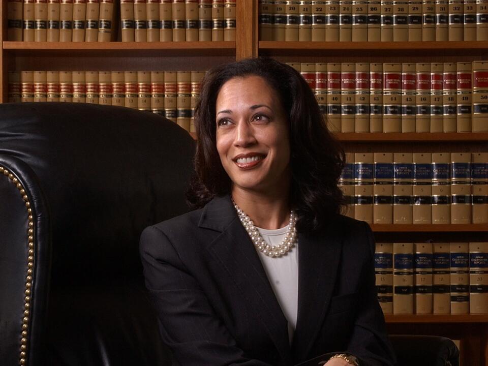 Harris is leaning into her history as a prosecutor. It's not the first time