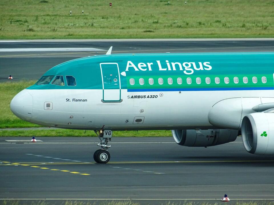 Aer Lingus Wins Three Decade Legal Battle Over €100,000 In Landing Fees ...