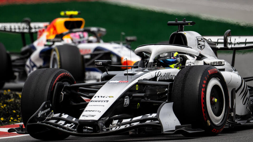 Liam Lawson fires fresh Sergio Perez warning after ‘aggressive ...