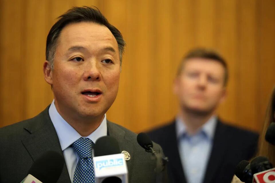 Pfizer Announces Strong Profits As New Haven-Based Subsidiary Agrees To ...