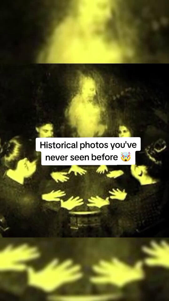 #UnpopularOpinion Normal looking photos with creepy back stories ...