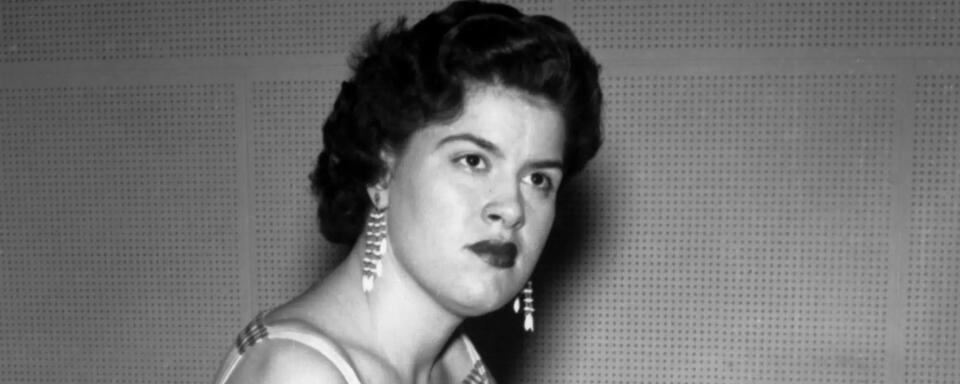 On This Day in 1963, Patsy Cline and Three Others Died in a Tragic ...