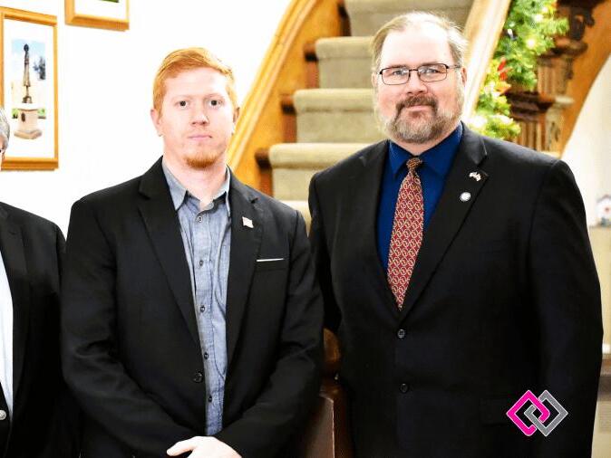 Commissioners approve a warranty deed with Osgood