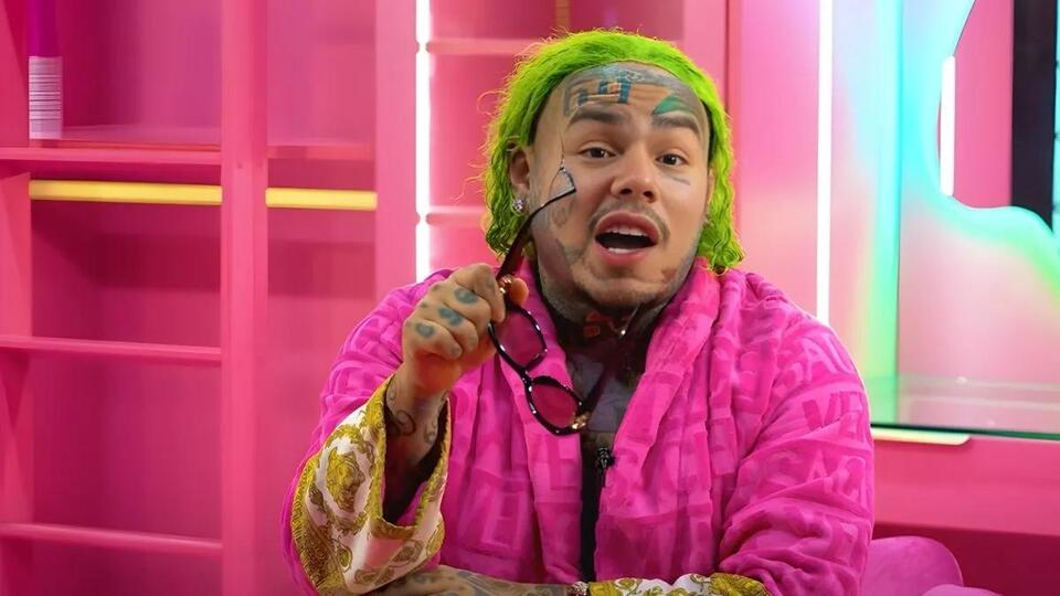 6ix9ine Reveals His ‘F***, Marry, Kill’ Picks Among Top Rappers - NewsBreak