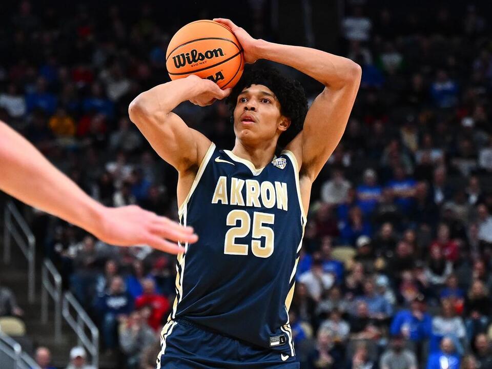 Indiana Pacers select Akron PF Enrique Freeman 50th overall in 2024 NBA ...