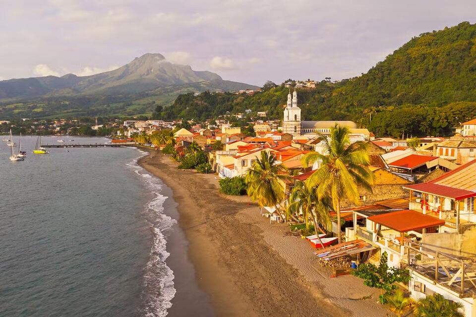 Two more tiny island nations agree to take in migrants from US - NewsBreak