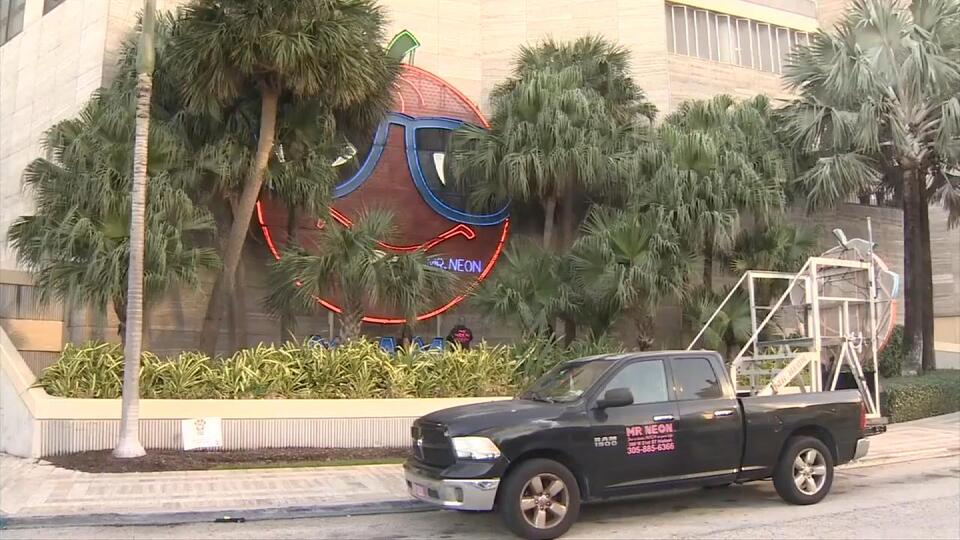Miami’s iconic Big Orange undergoes final test run ahead of New Year’s ...