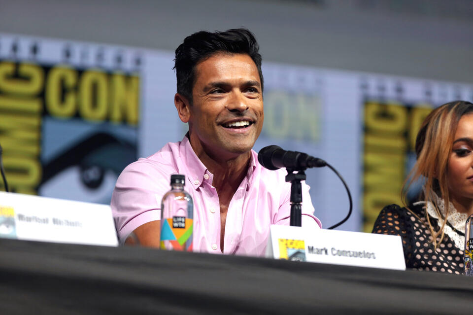 Mark Consuelos and Son Joaquin Are Both Making Broadway Debuts and Fans ...