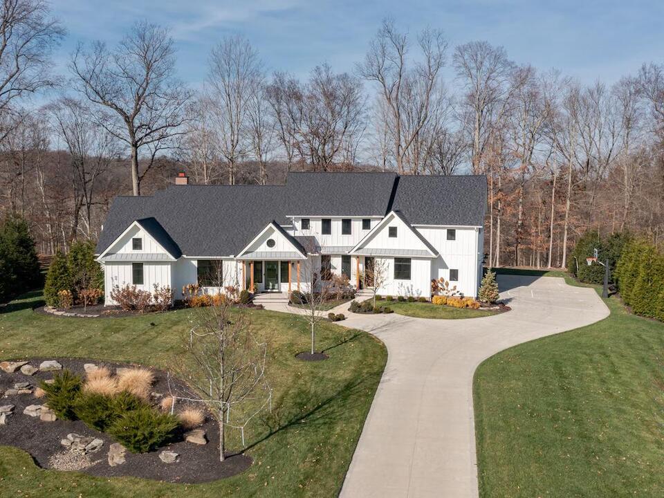 Modern farmhouse in Moreland Hills offers contemporary design and high ...