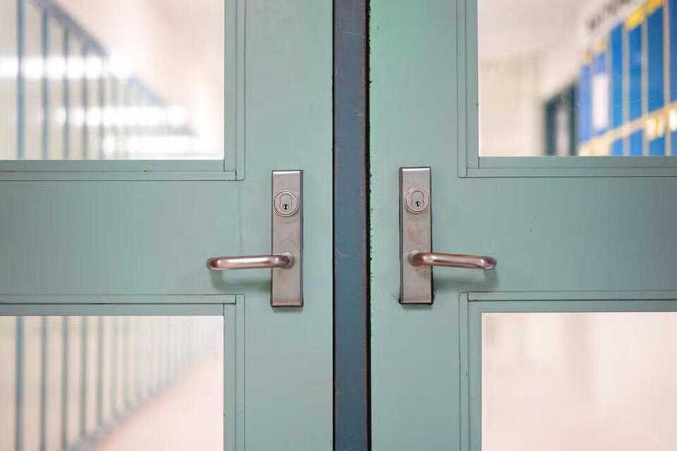 Pinellas County School Board Approves Two Closures as Enrollment Falls ...