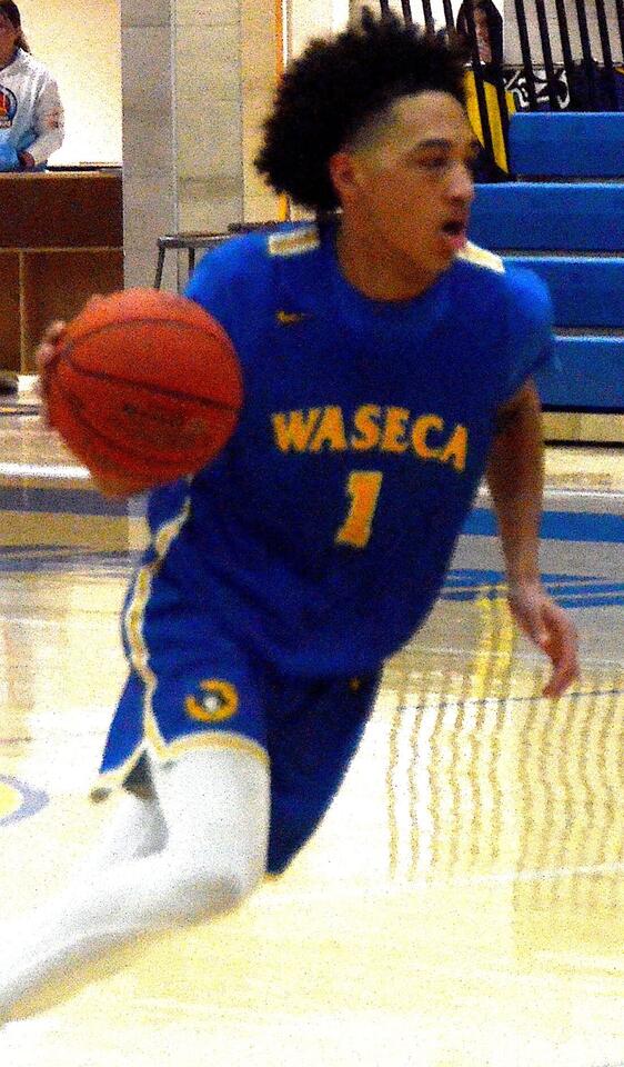 Waseca's Damarius and Deron Russell dominate in win over JCC - NewsBreak